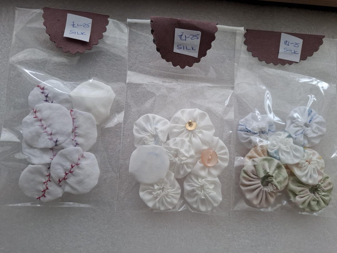 Handmade Suffolk Puffs (yo-yos) in Different Colourways for Your Sewing ...
