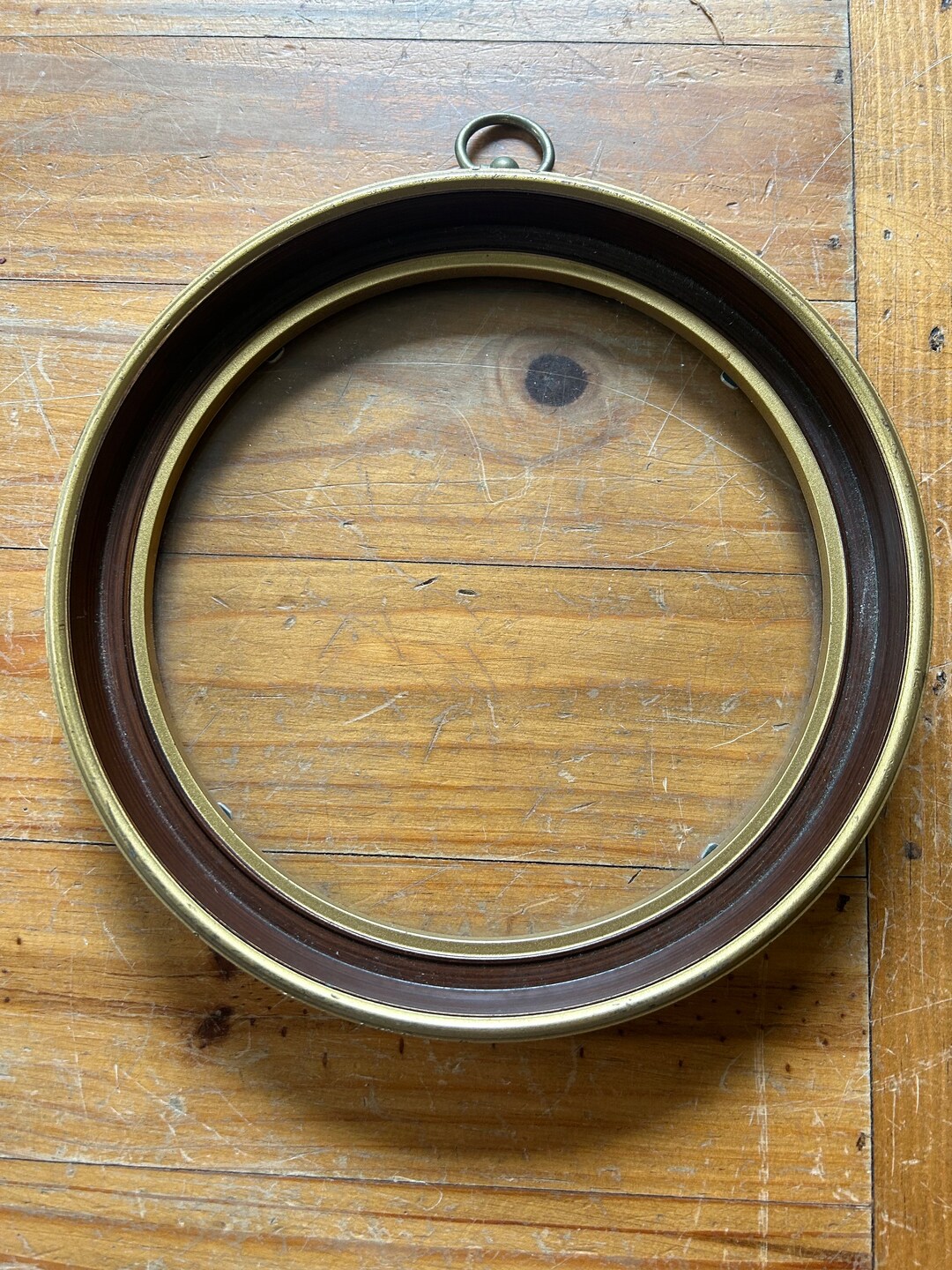 Round Gold Hanging Picture Frame - Etsy