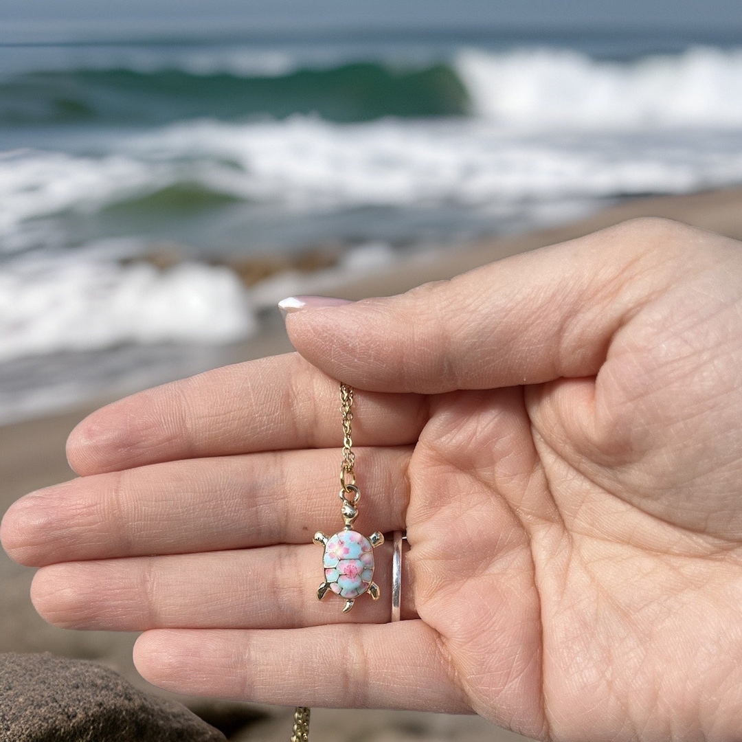 Gold Turtle Pendant Cute Sea Turtle Necklace Delicate Animal Jewelry ...