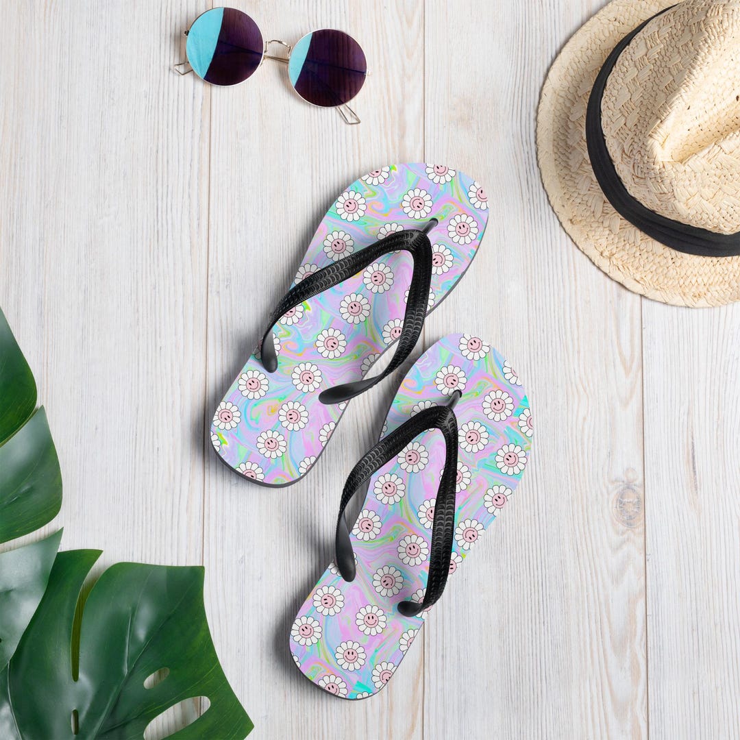 Smiley Face Flip Flops Cute Happy Face Summer Sandals Summer Outfit ...