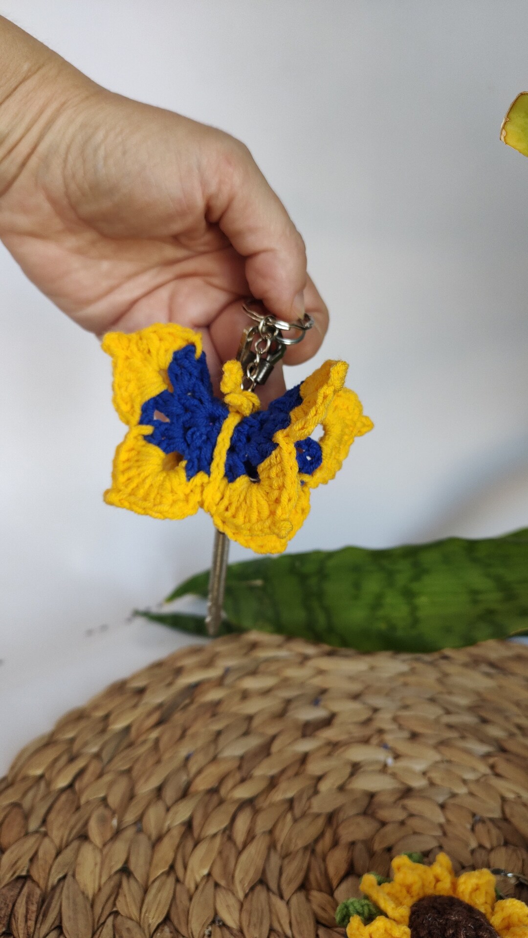 Knitted Butterfly Perfect Gift Wedding Favors Butterfly Keyring ...