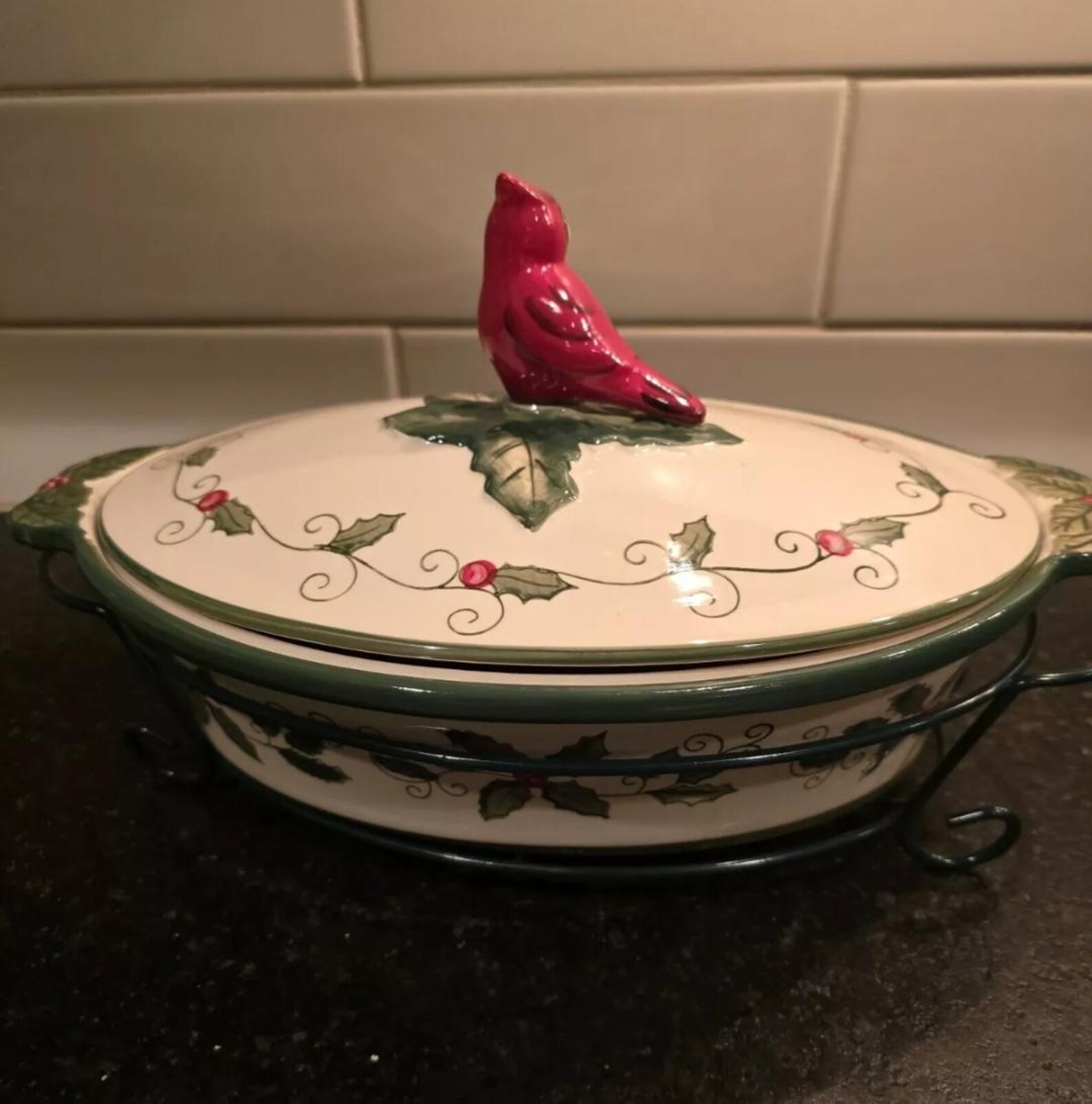 Temp-tations by Tara Ovenware Cardinal 2 Quart Covered Casserole Dish ...