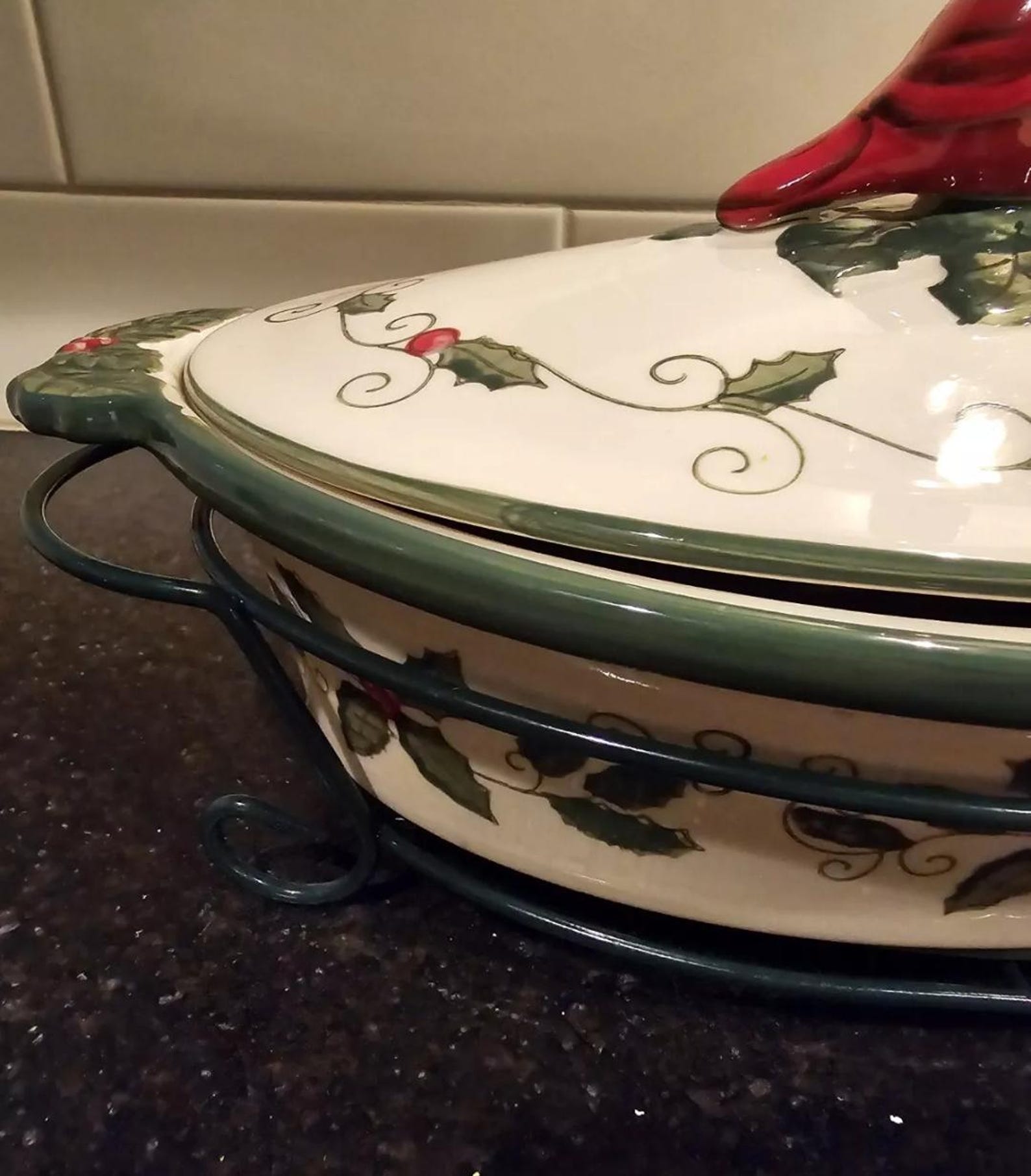 Temp-tations by Tara Ovenware Cardinal 2 Quart Covered Casserole Dish ...
