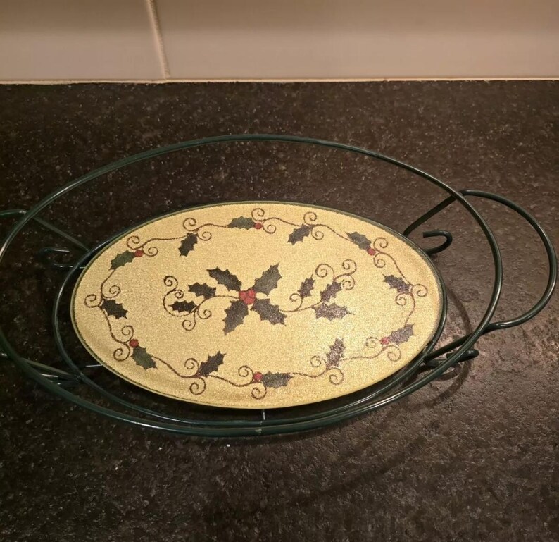 Temp-tations by Tara Ovenware Cardinal 2 Quart Covered Casserole Dish ...