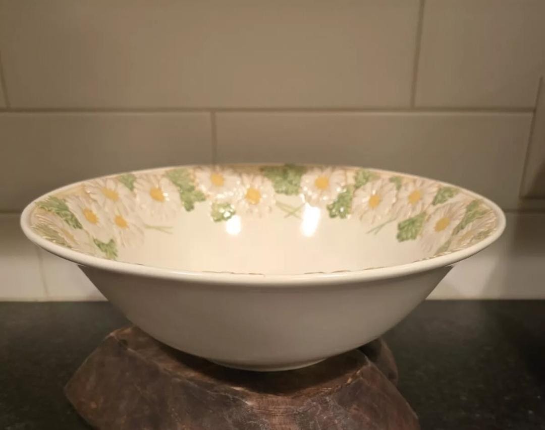 Sculptured Daisy by Metlox Poppytrail Vernon Large Serving Bowl - Etsy