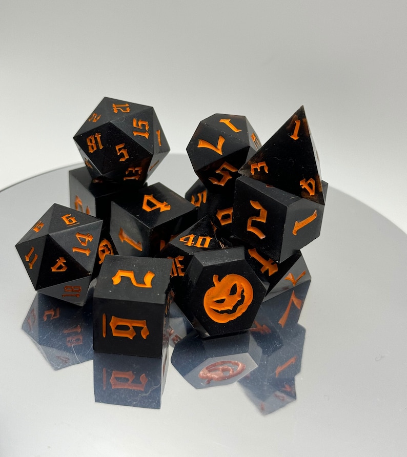 Spooky Season 12-piece Sharp-edge Resin Dice Set - D&D Dice - Table Top ...