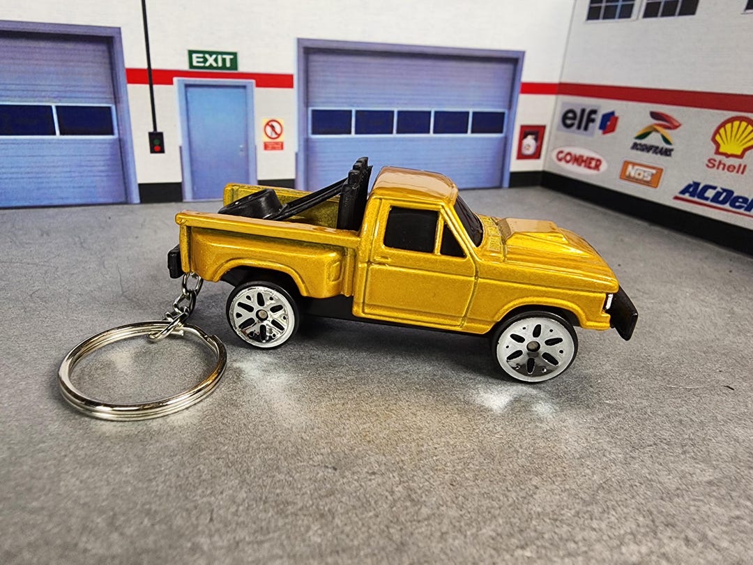 Ford F-150 Keychain. 1985 Ford F150 Step Side Keychain, Ford Keychain ...