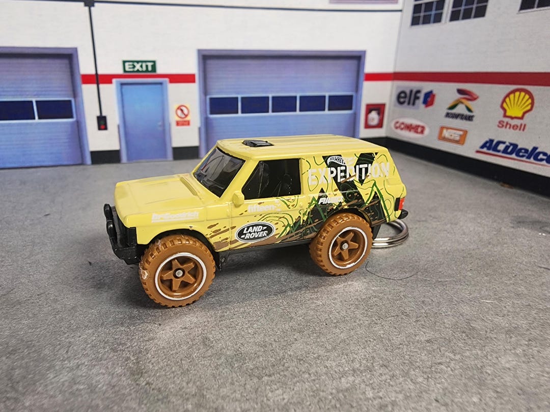 Land Rover Classic Keychain, Land Rover Keychain, Custom Land Rover ...