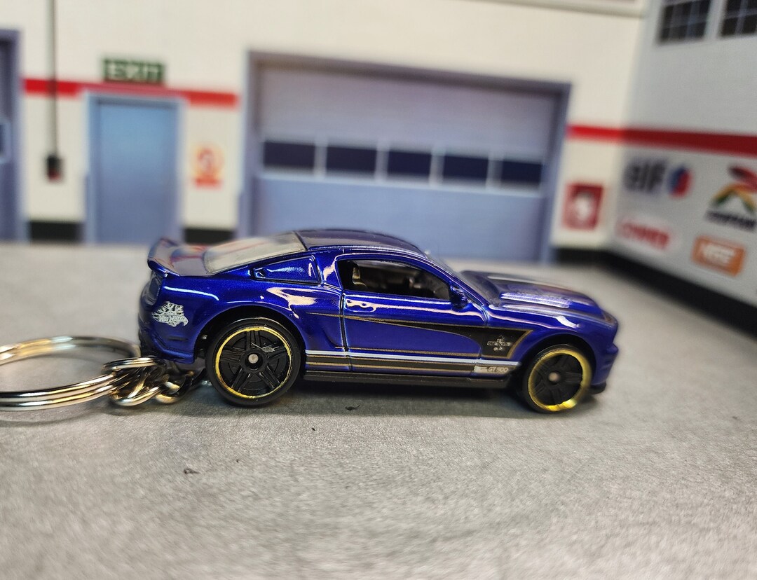 2010 Ford Shelby Super Snake GT500 Keychain, Ford Mustang GT500 ...
