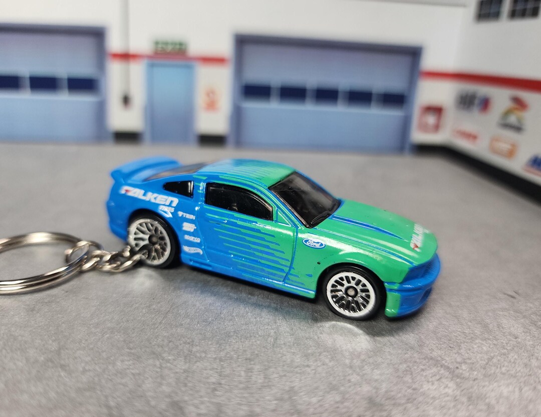 2007 Ford Mustang Keychain, Custom Ford Mustang Keychain, Mustang ...