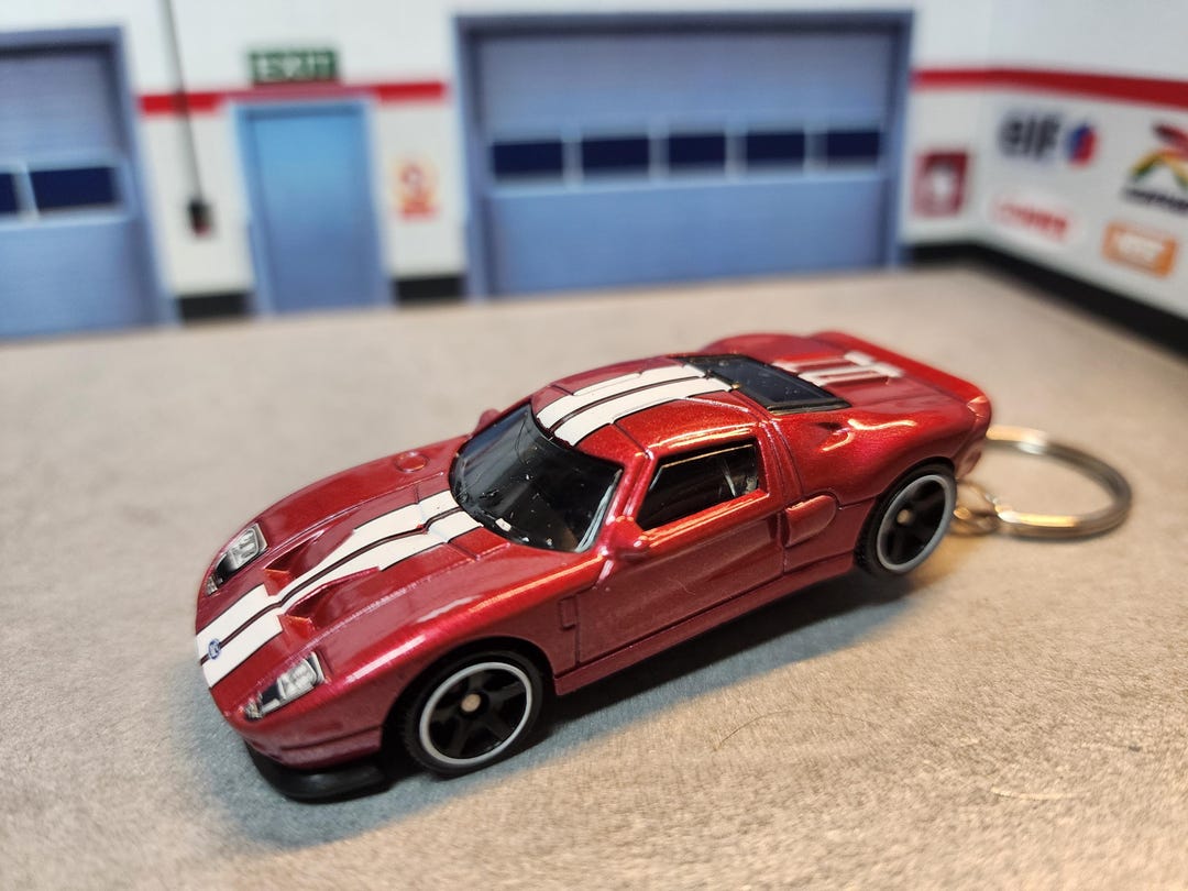 Ford GT 40 Keychain, Ford GT-40 Keychain, Custom Ford GT40 Keychain - Etsy