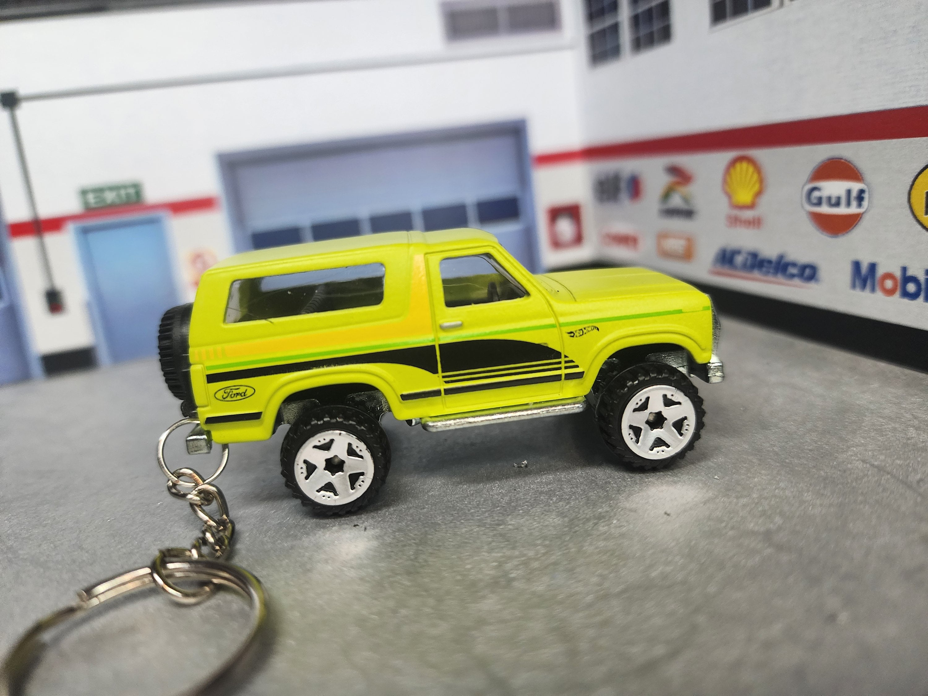 Ford Bronco Keychain, 1987 Ford Bronco Keychain, Bronco Keychain - Etsy