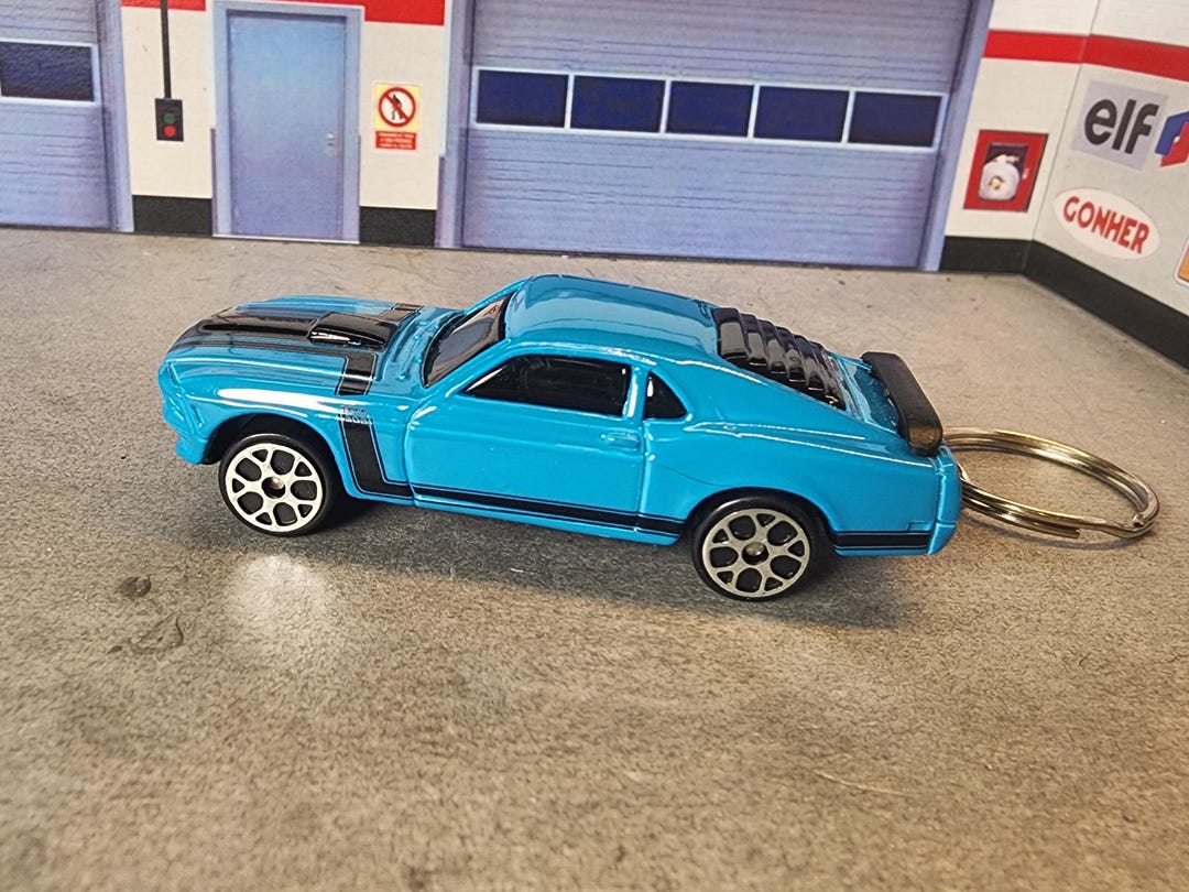 1970 Ford Mustang Boss 302 Keychain, Diecast Steel 1:64 Scale - Etsy