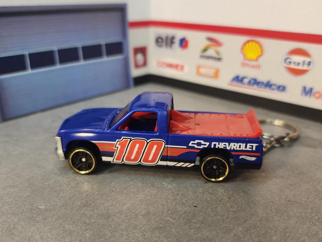 Chevy Silverado NASCAR Keychain, Silverado Truck Series Keychain ...
