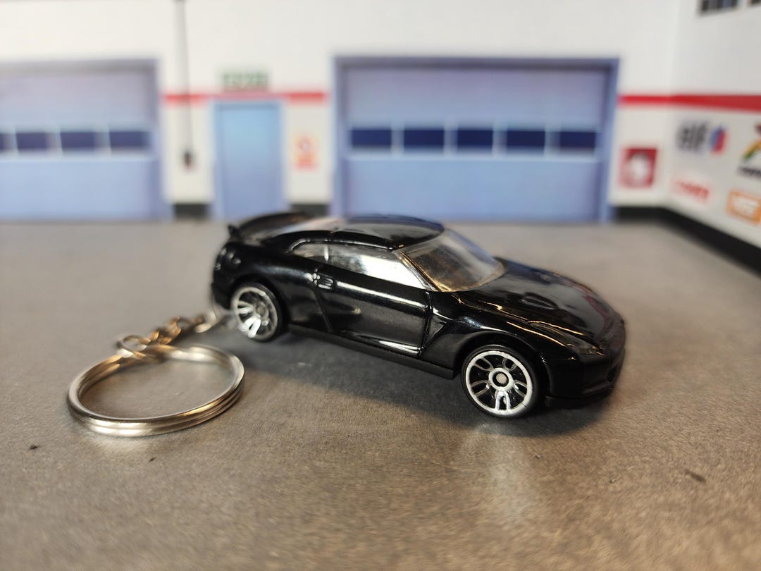 Nissan GT-R Keychain, 2017 Nissan GTR Keychain, Nissan Keychain - Etsy