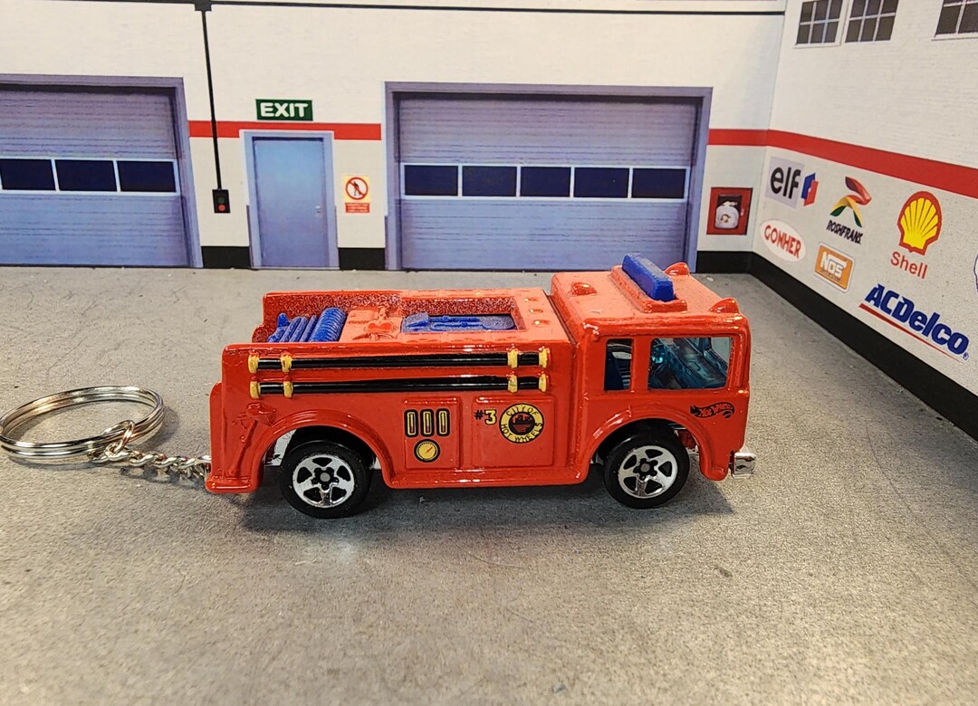 Fire Engine Keychain, Fire Truck Keychain, Custom Fire Truck Keychain ...