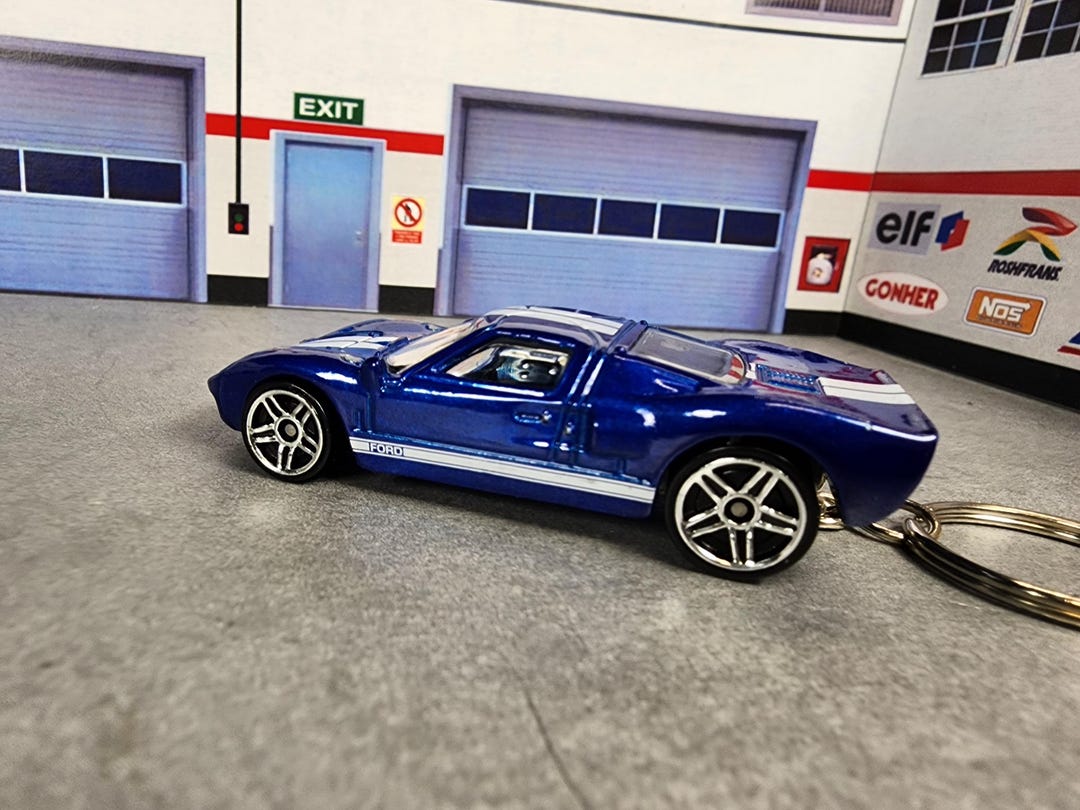 Ford GT 40 Keychain, Ford GT-40 Keychain, Custom Ford Keychain, Premium ...