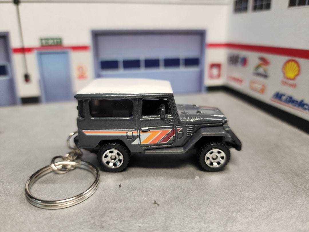 Toyota FJ40 Land Cruiser Keychain, Toyota Land Cruiser Keychain, Toyota ...