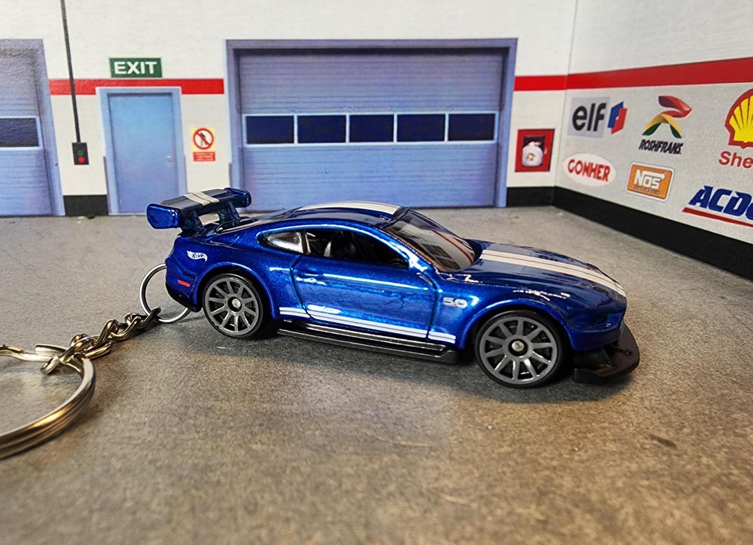 2018 Ford Mustang GT Keychain, Custom 2018 Ford Mustang Keychain ...