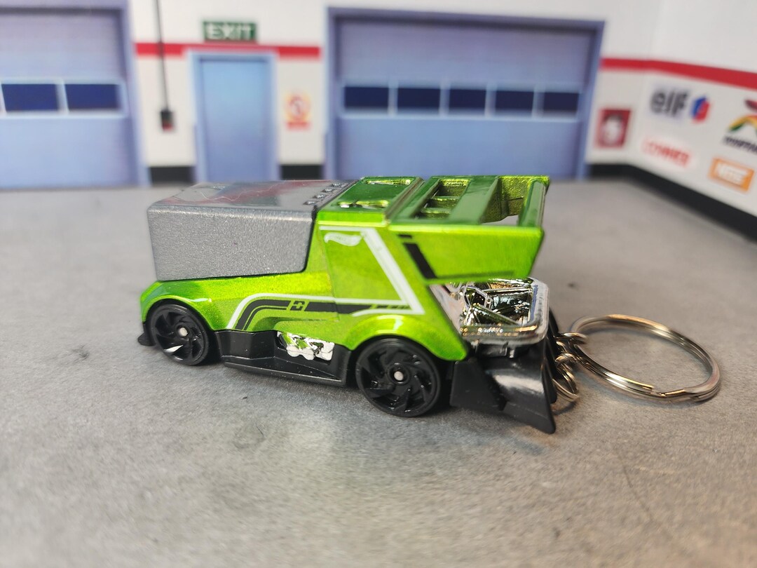 Zamboni Ice Surface Keychain, Ice Surface Keychain, Custom Zamboni ...