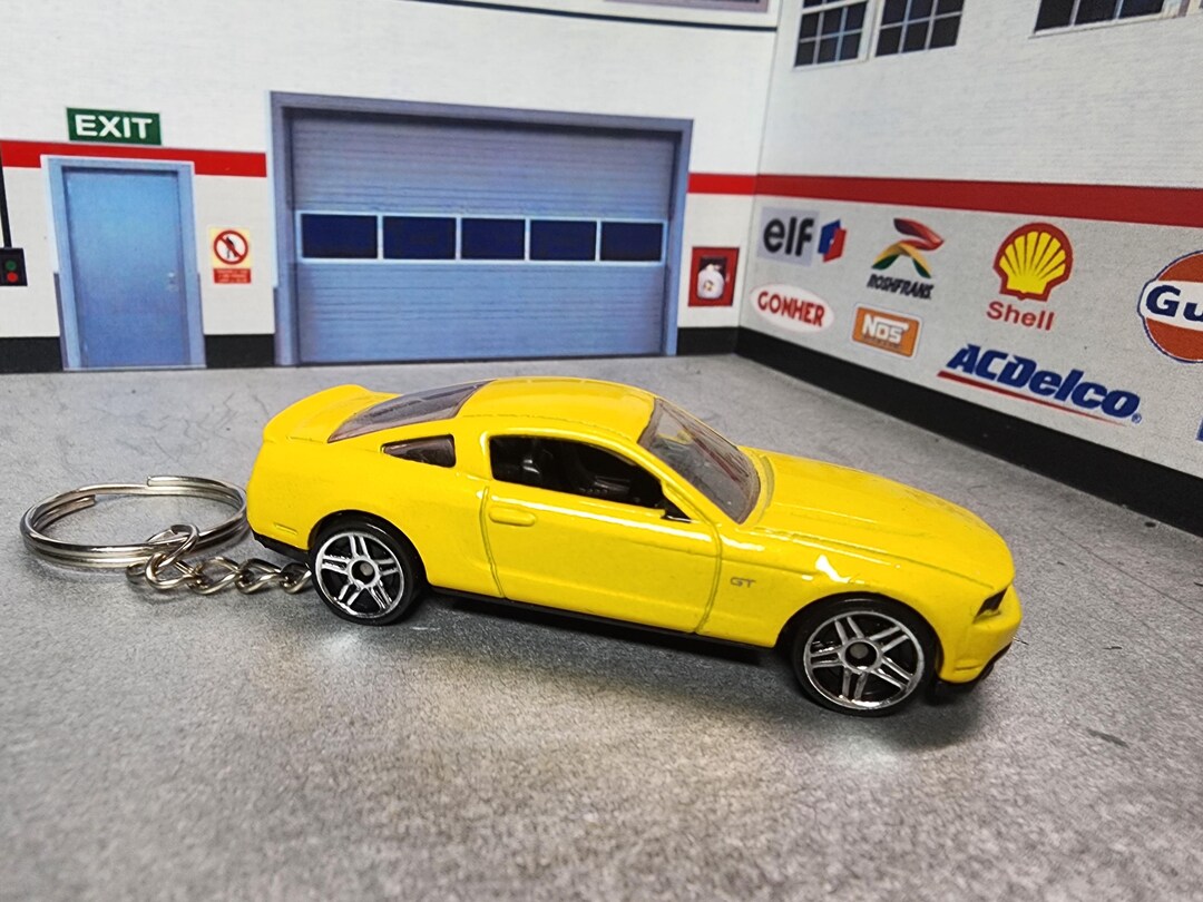2010 Ford Mustang GT Keychain, Custom Ford Mustang GT Keychain, Mustang ...