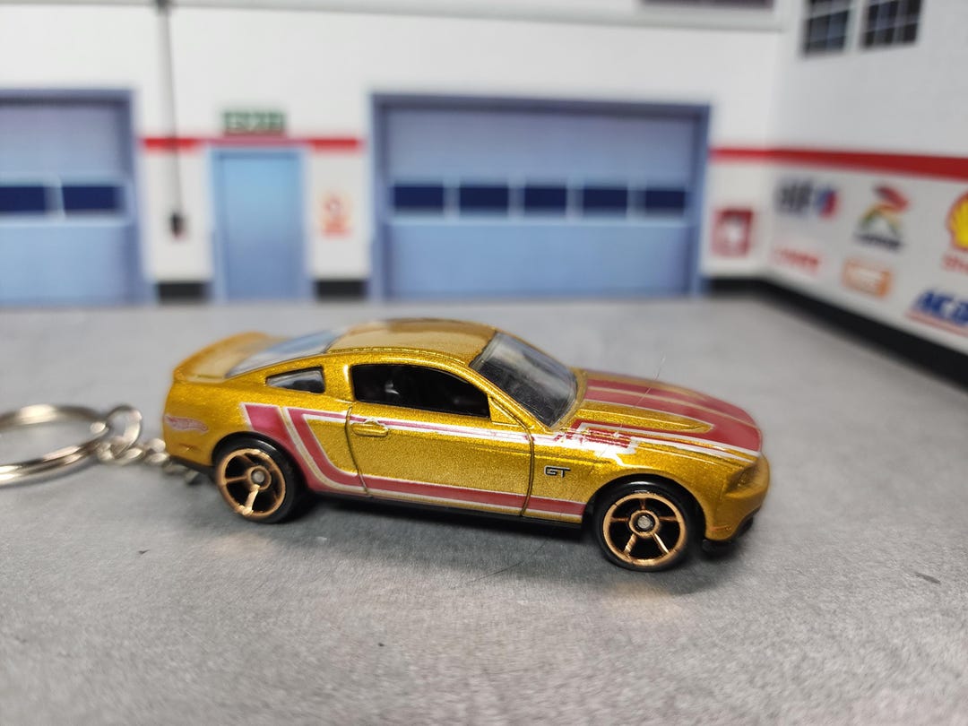 2010 Ford Mustang GT Keychain, Custom Ford Mustang GT Keychain, Mustang ...