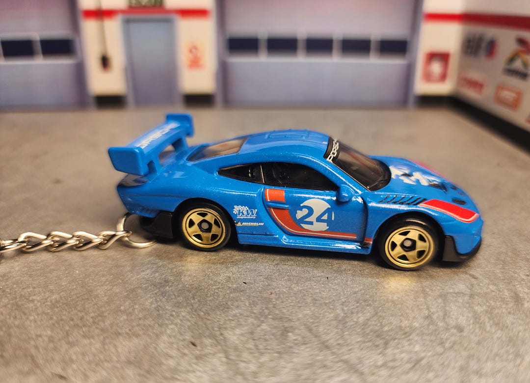 Porsche 935 Challenge Keychain | Diecast Metal & Plastic Car Keychain ...