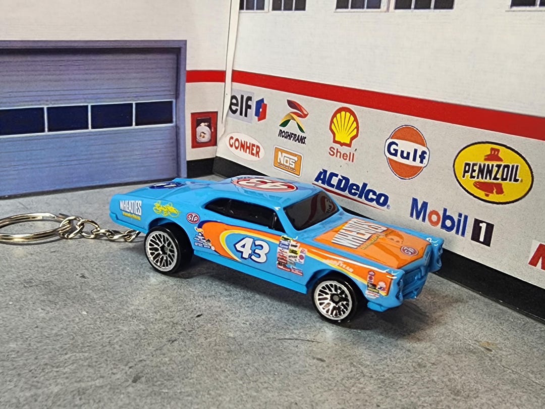 Pontiac GTO Keychain, 1967 Pontiac GTO Keychain, Pontiac Keychain ...