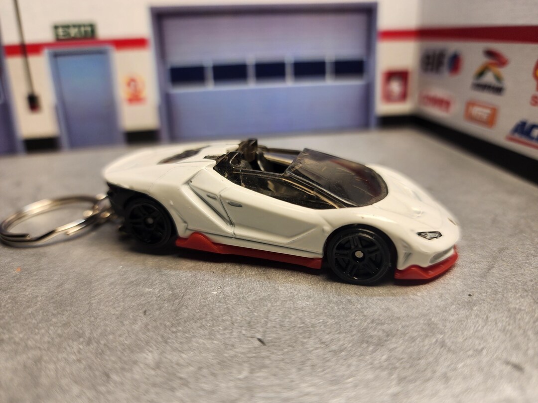 Lamborghini Centenario Keychain, Custom 2016 Lamborghini Centenario ...