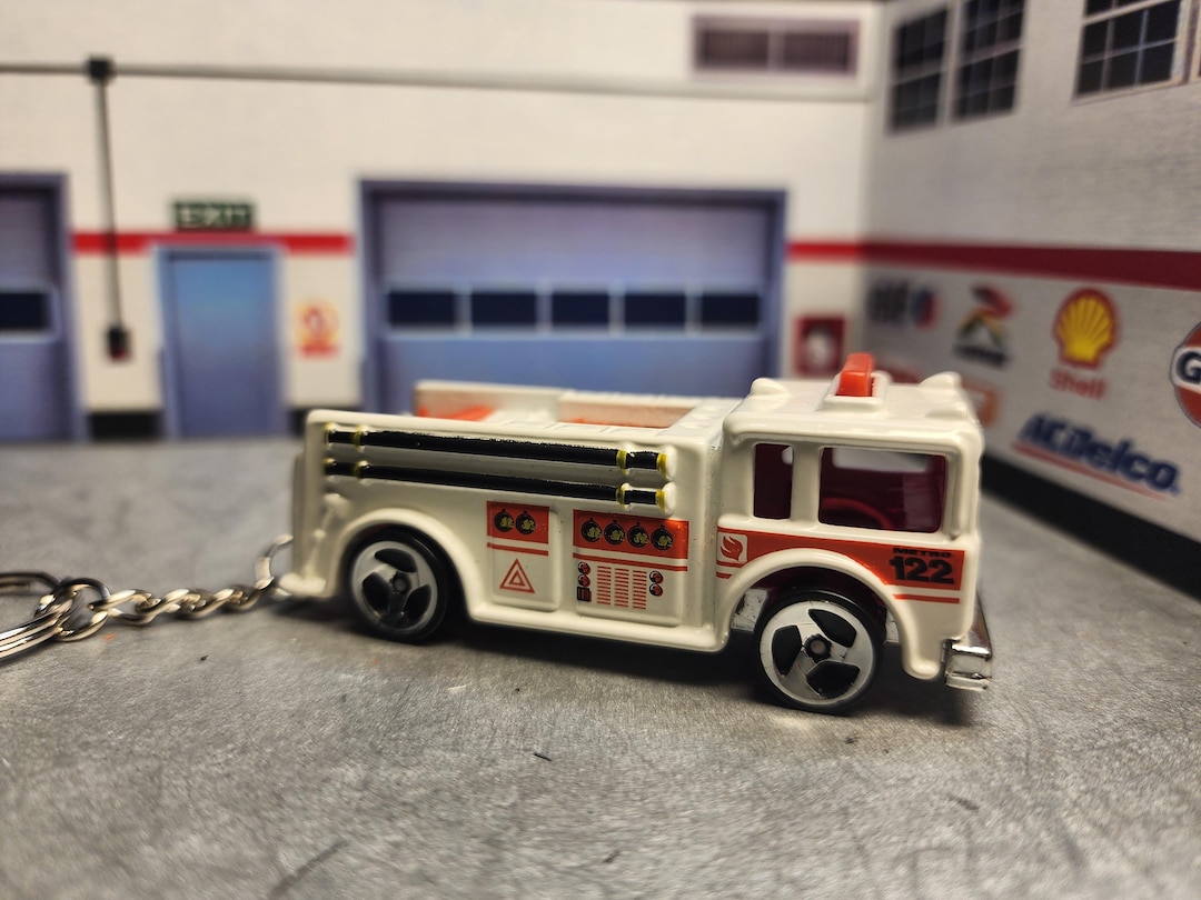 Fire Engine Keychain, Fire Truck Keychain, Custom Fire Truck Keychain ...