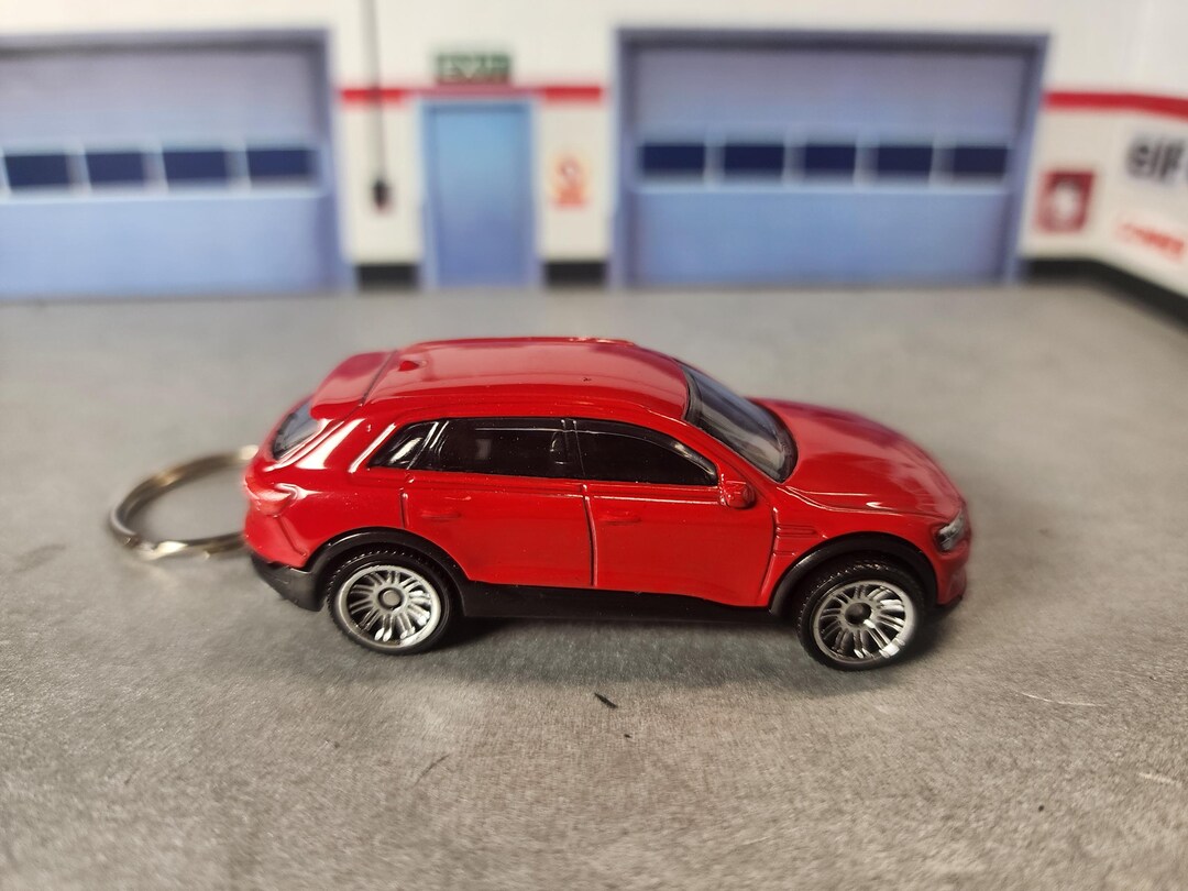 Audi E Tron Keychain, Custom Audi E Tron Keychain, Audi E-tron Keychain ...