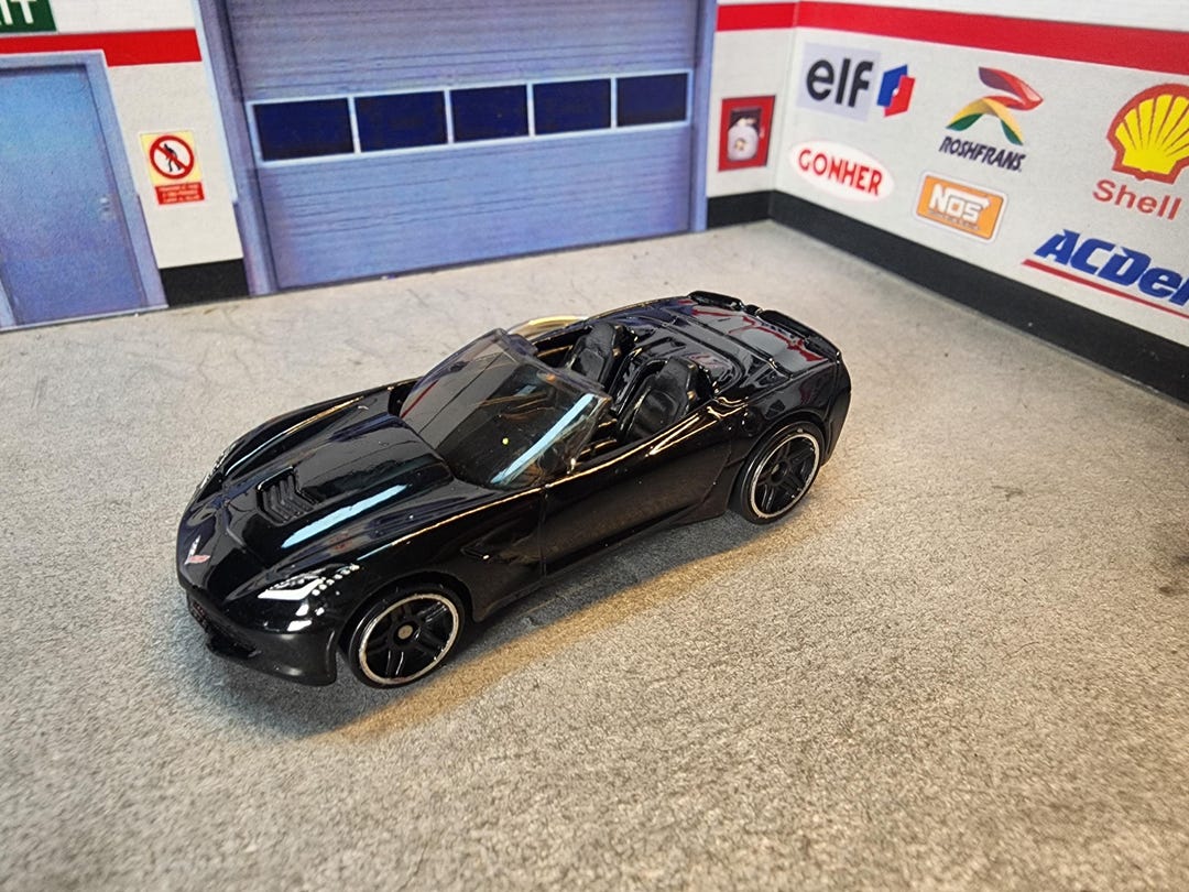 2014 Corvette Stingray Keychain, Diecast Corvette Keychain, 1:64 Scale ...