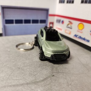 Volvo XC40 Recharge Keychain, XC40 Keychain, Volvo Keychain, Premium ...