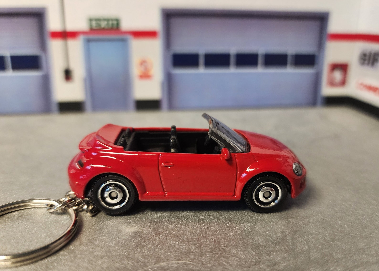 VW Bug Keychain, Custom Volkswagen Beetle Keychain, 2019 Volkswagen Bug ...