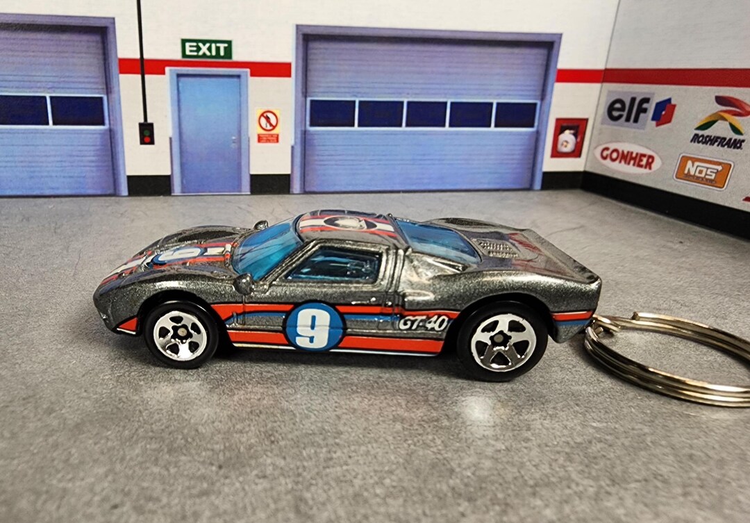 Ford GT 40 Keychain, Ford GT-40 Keychain, Custom Ford Keychain, Premium ...