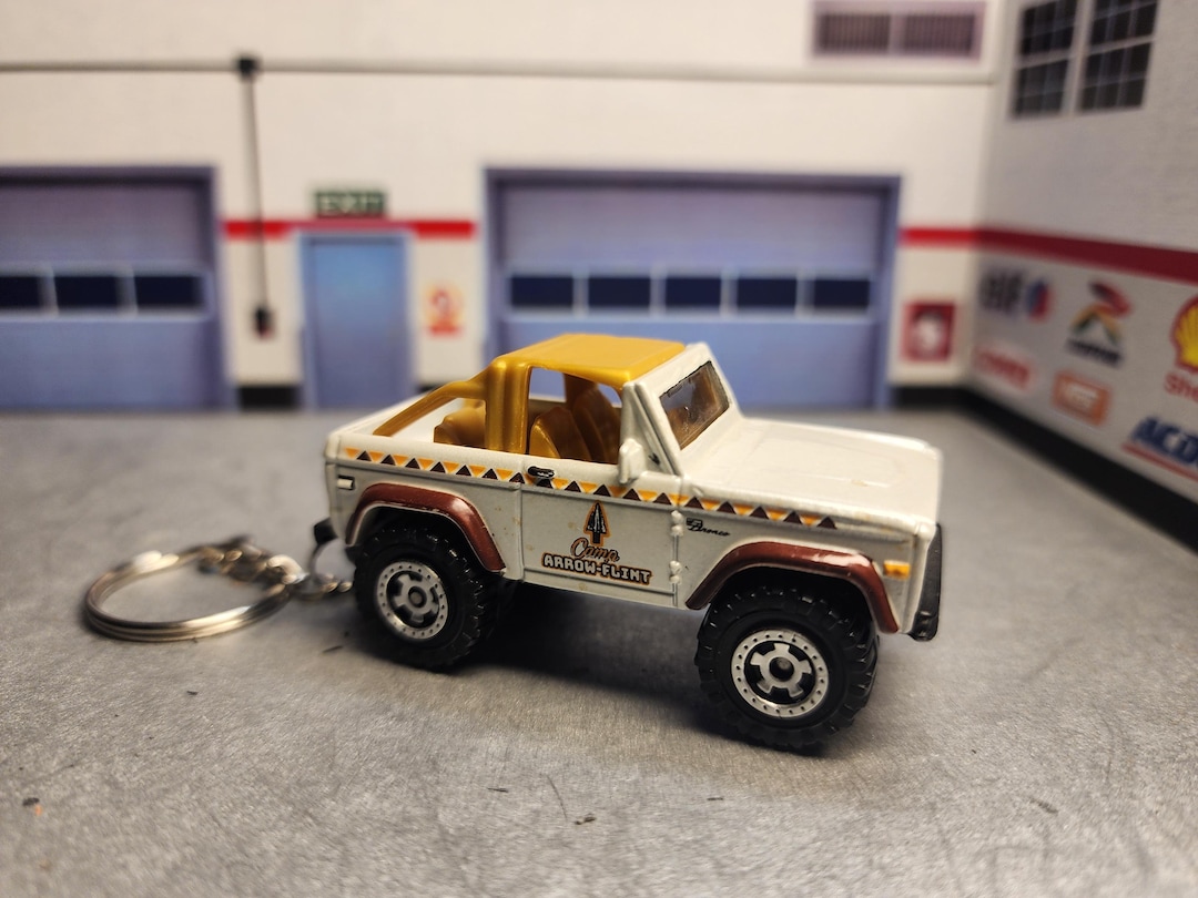 Ford Bronco Keychain, 1972 Ford Bronco Keychain, Bronco Keychain - Etsy