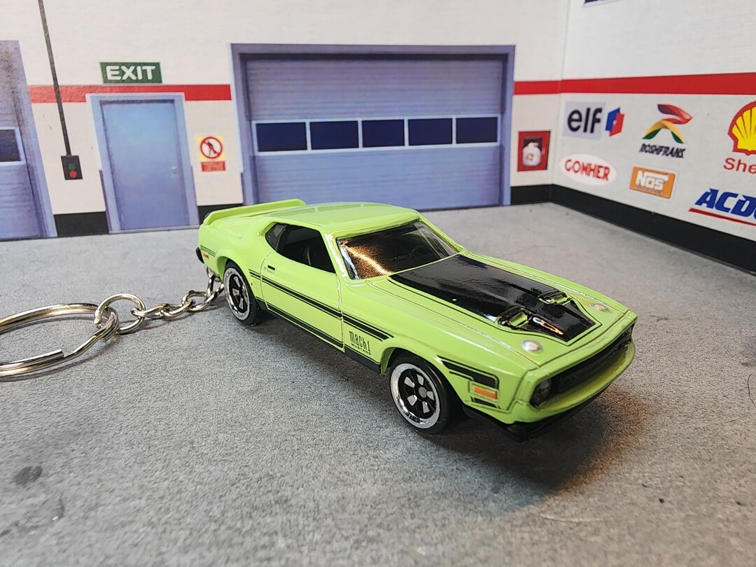 1971 Ford Mustang Mach 1 Diecast Keychain, Collectible - Etsy