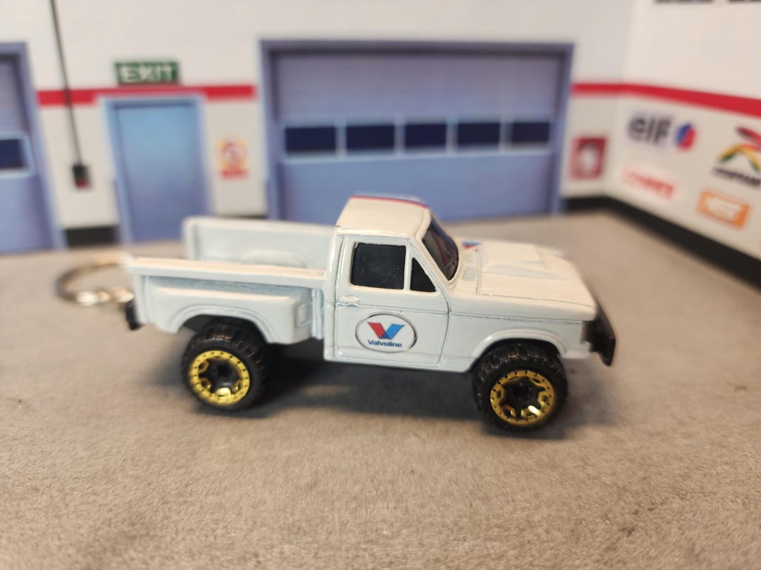1985 Ford F-150 Step Side Diecast Keychain, Valvoline - Etsy