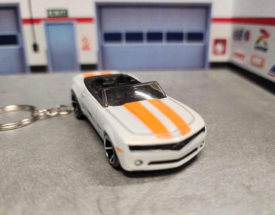 2010 Chevy Camaro SS Keychain, Custom Camaro Convertible Keychain, 1:64 ...