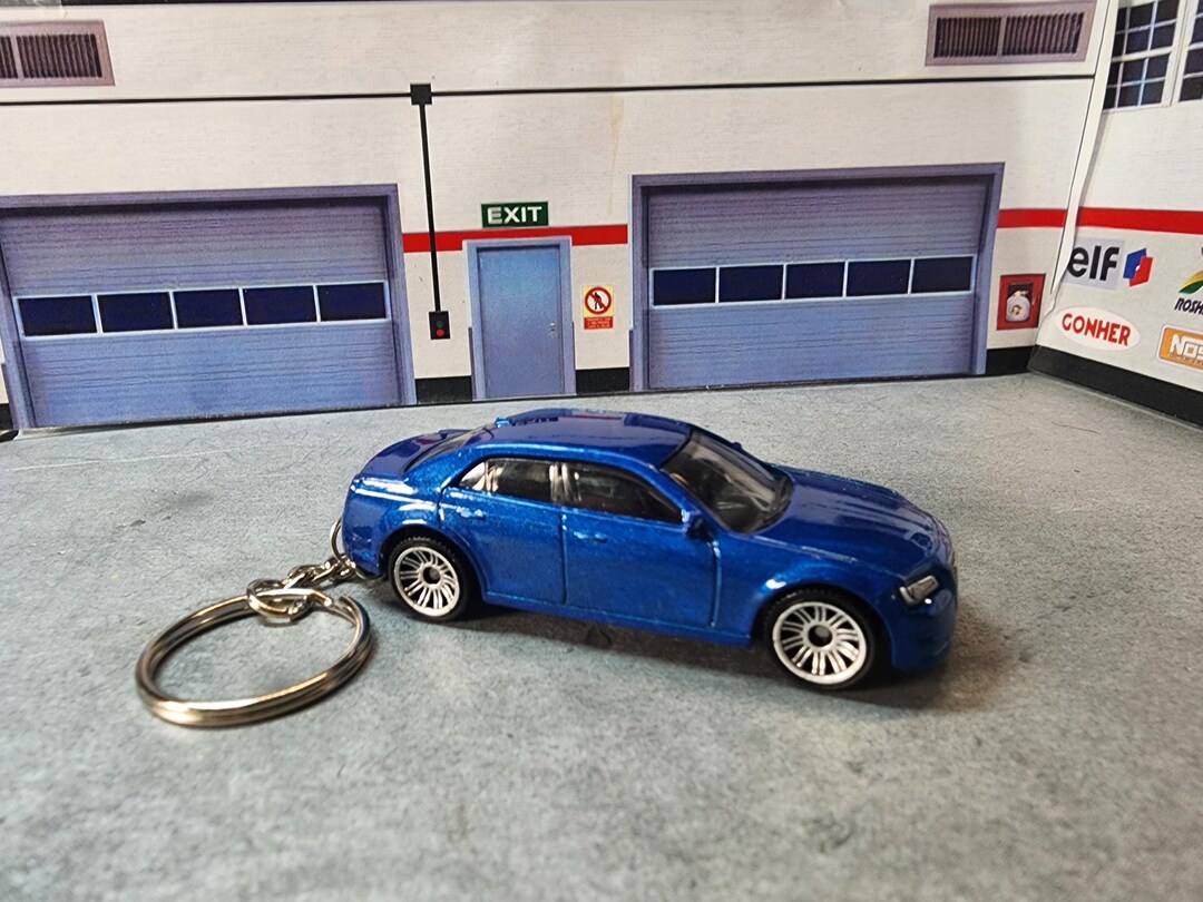 Chrysler 300 Keychain, Custom 2015 Chrysler 300 Keychain, Chrysler ...