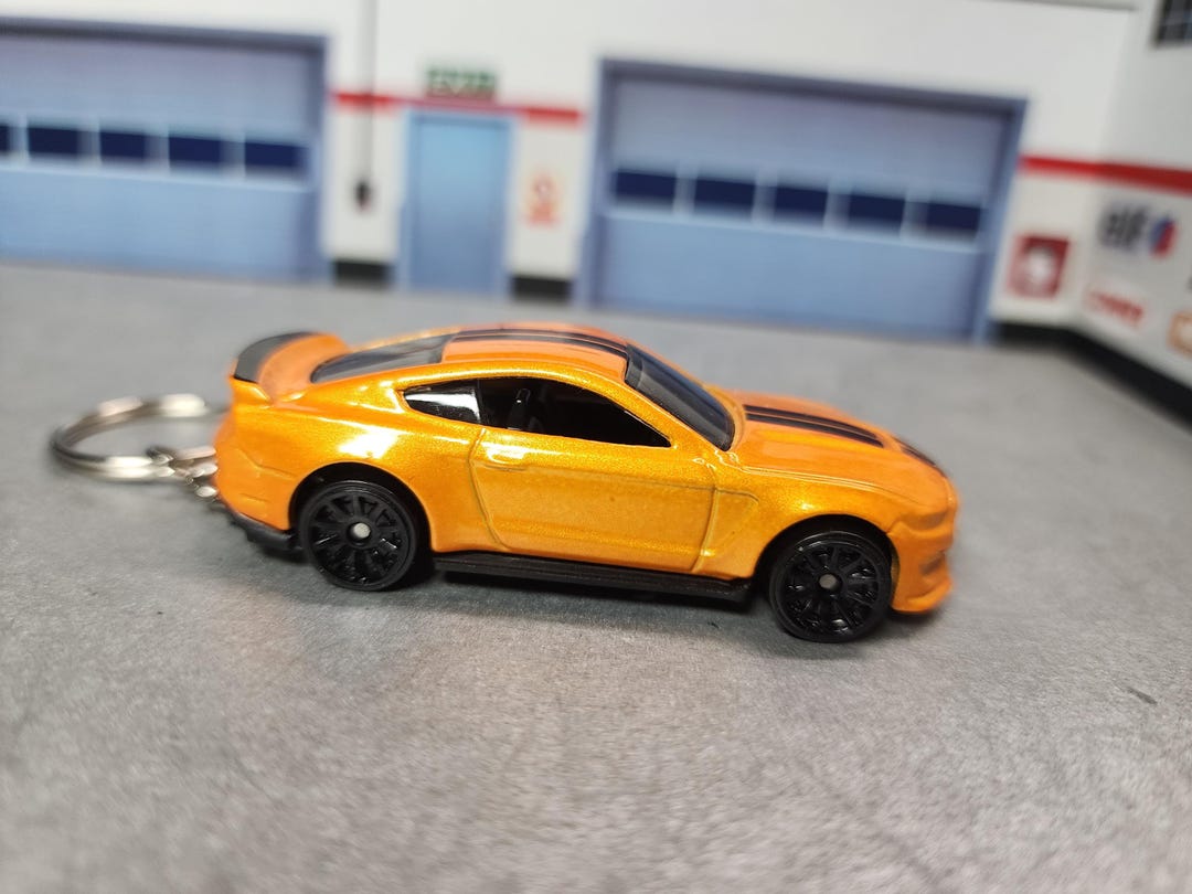 Ford Shelby GT350R Keychain, Ford Mustang GT350R Keychain, Mustang ...