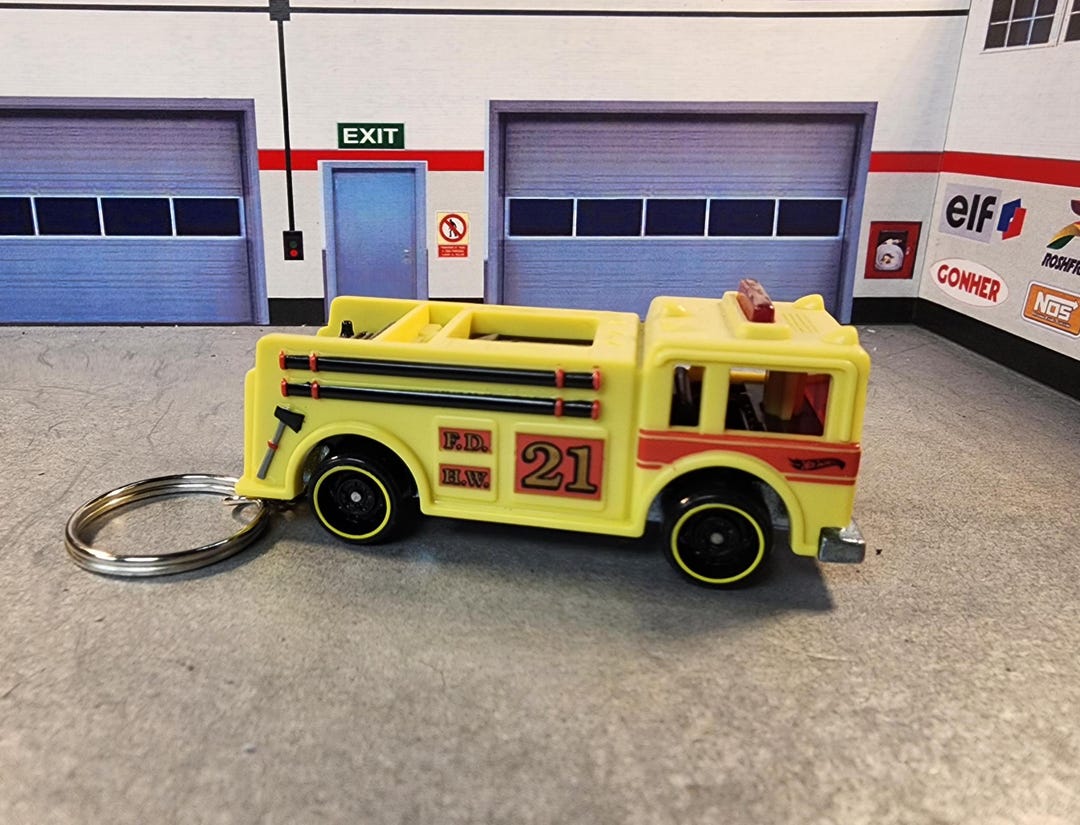 Fire Engine Keychain, Fire Truck Keychain, Custom Fire Truck Keychain ...