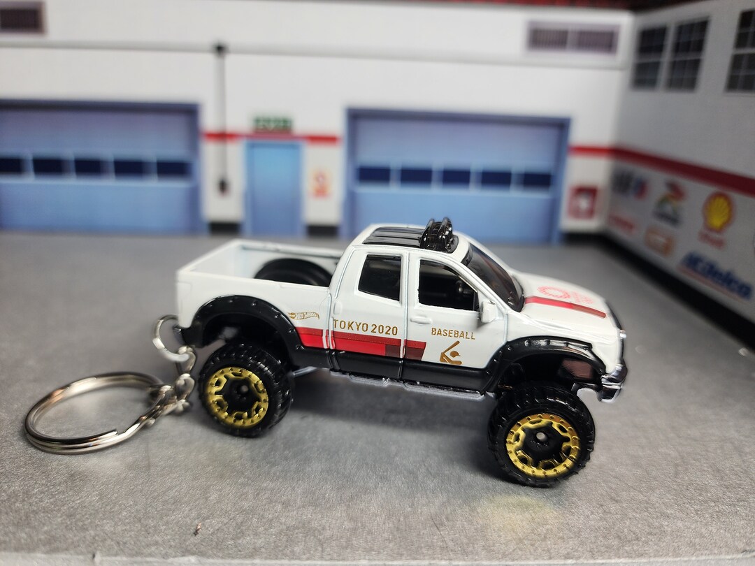 Tundra Keychain, 2010 Toyota Tundra Keychain, Custom Toyota Keychain - Etsy
