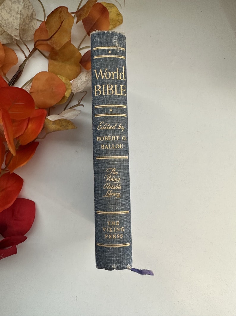 Vintage Book World Bible From Viking Press, 1944 - Etsy