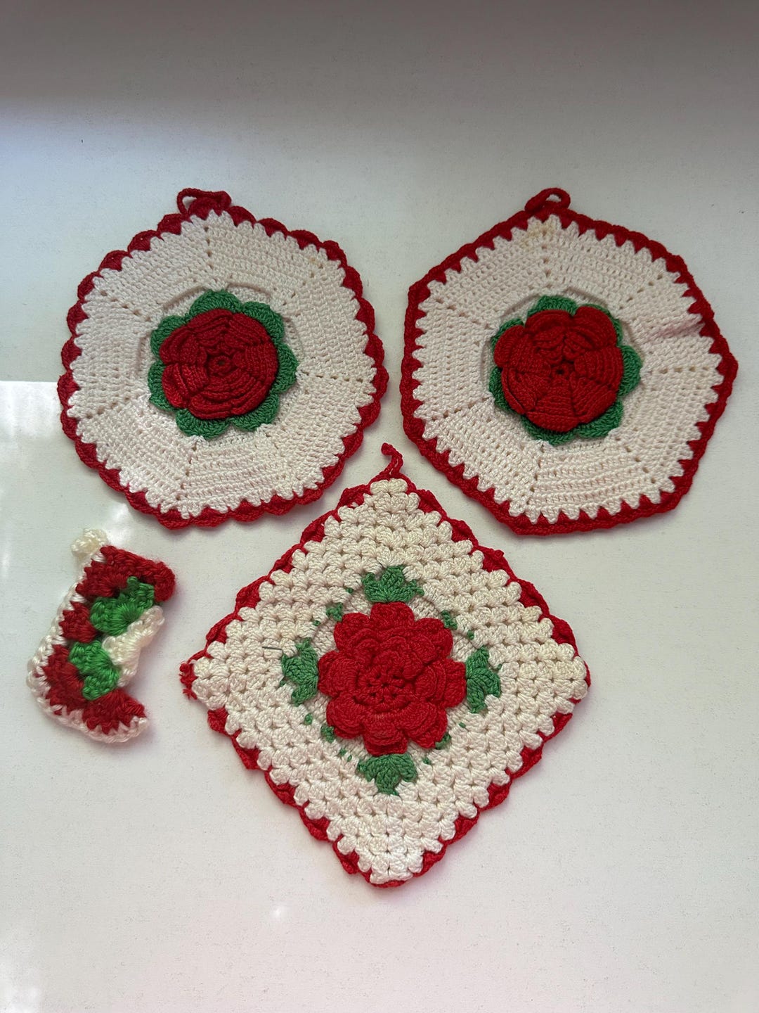Vintage Red Rose Crochet Potholders With Tiny Crochet Stocking - Etsy