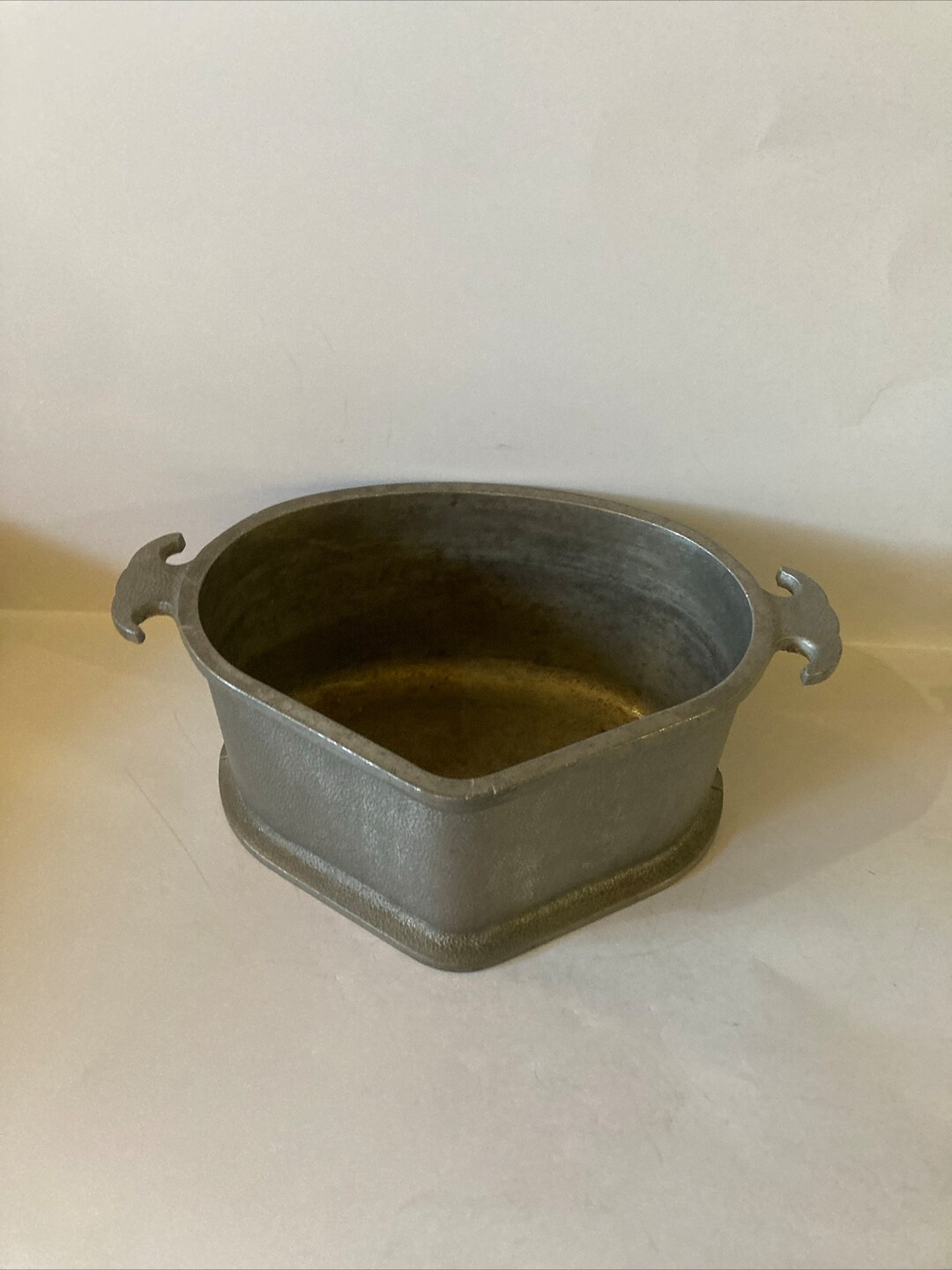 Vintage Guardian Service Ware Triangle Heart Shaped 2qt Hammered ...