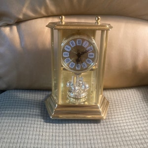Elgin Quartz Mantle Clock - Etsy