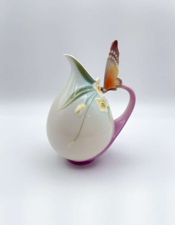 Pitcher Of Butterfly