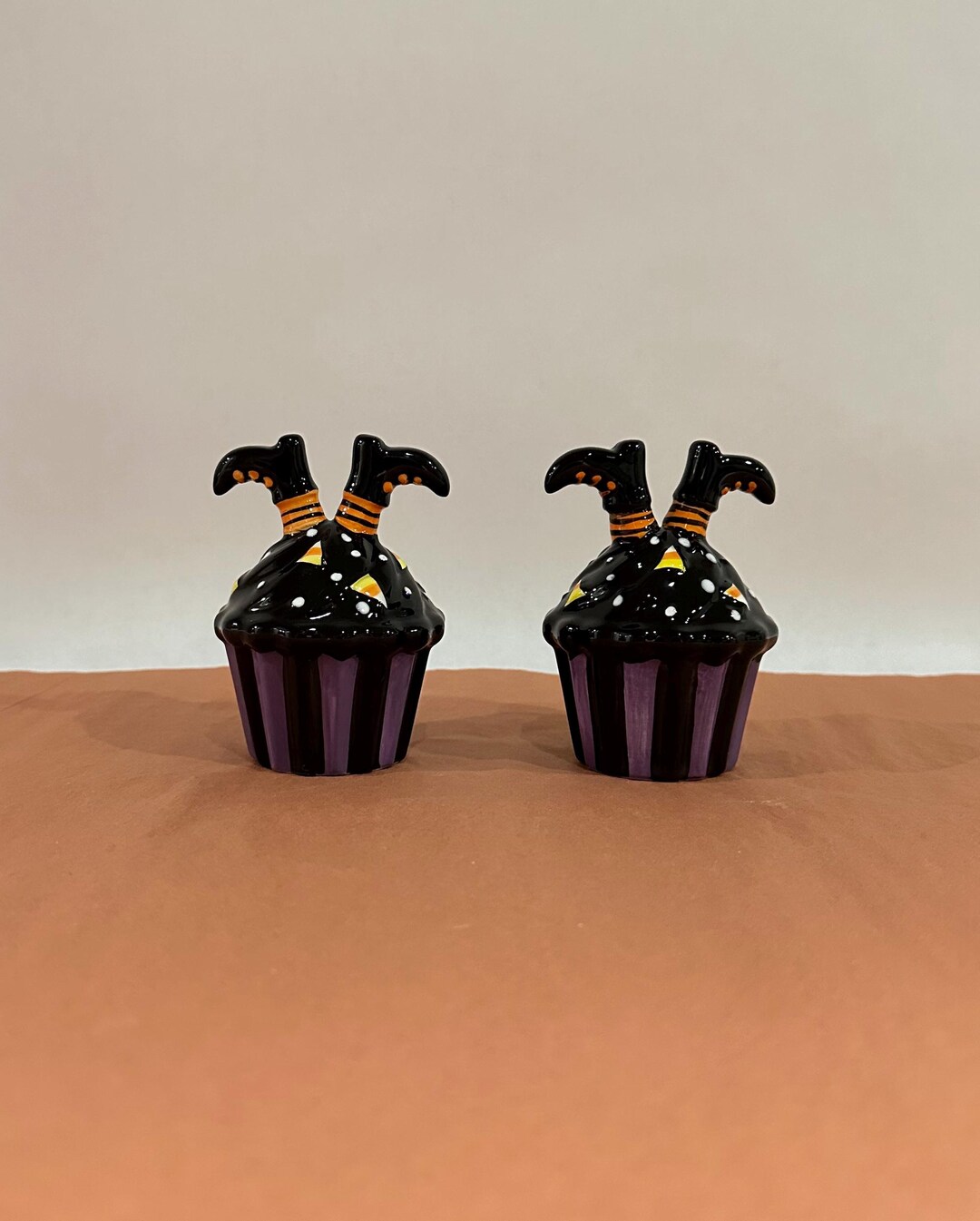Witch Cupcake Salt & Pepper Shakers - Etsy