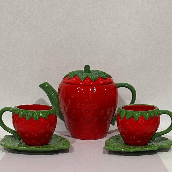 Strawberry Tea Set - Etsy